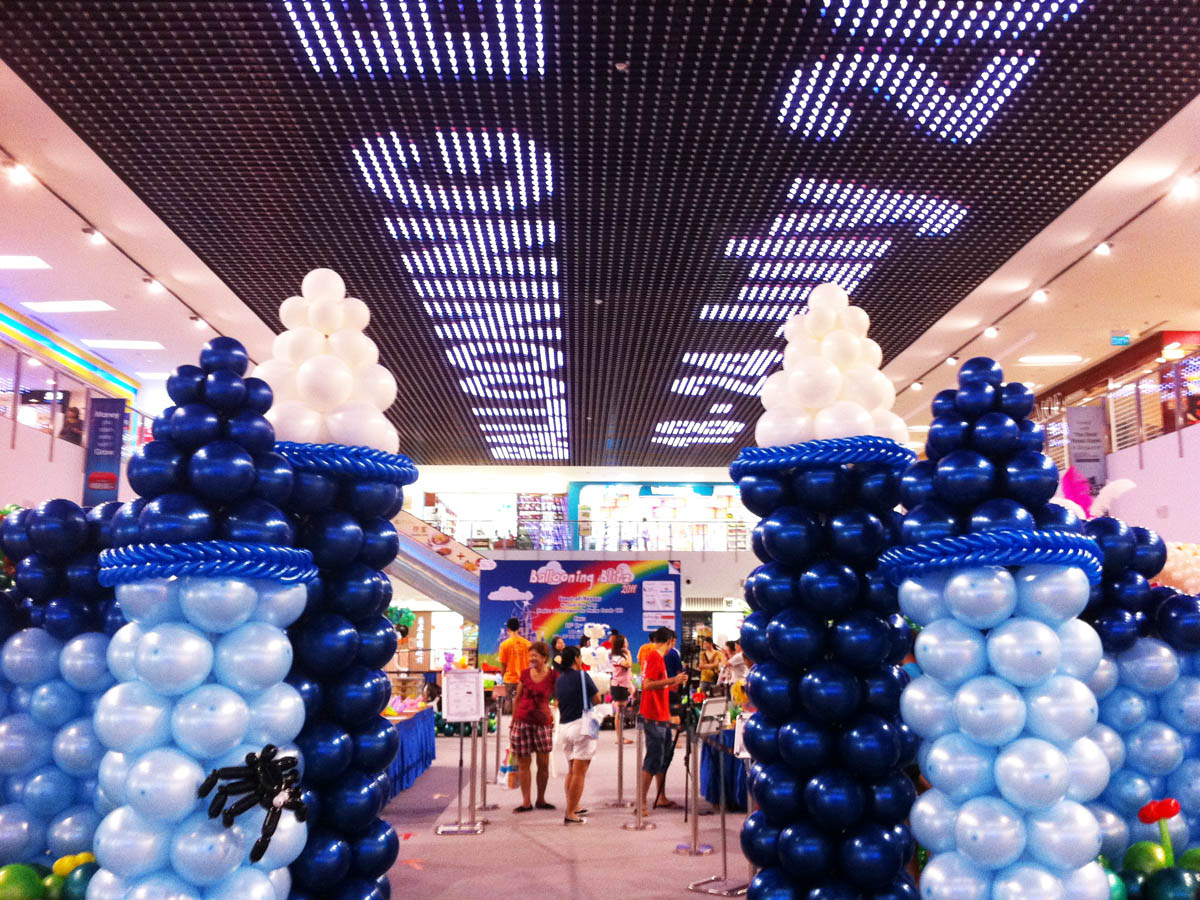 Balloon Landscape - Singapore Balloon Decoration Services - Balloon ...